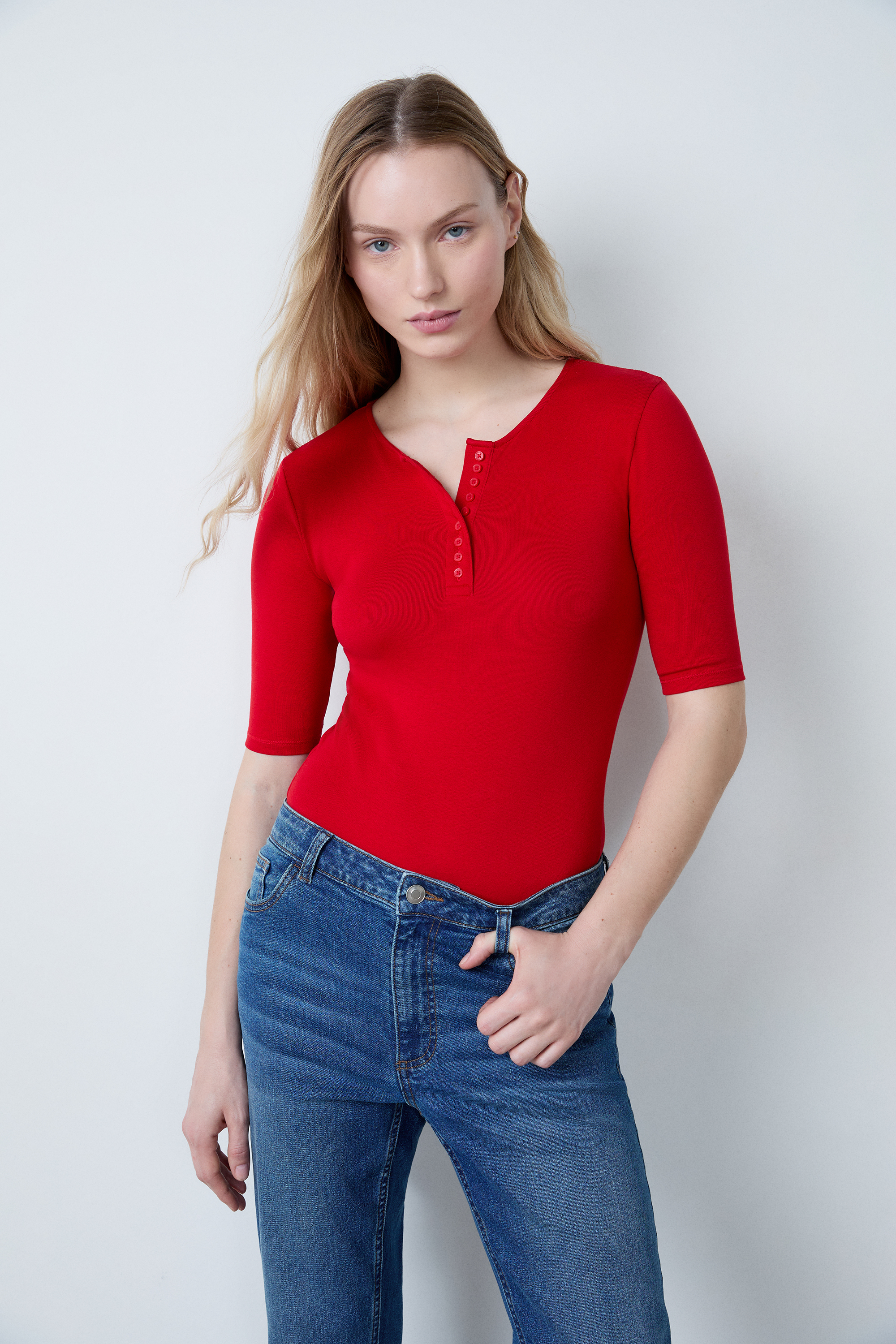 Body manga 3/4 cuello abotonado FUTUR CARDINAL - ETAM